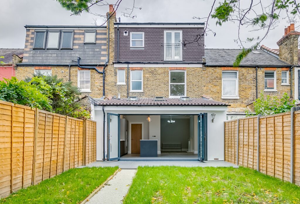 A guide to loft extensions - KLC Architects